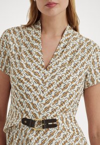 Lauren Ralph Lauren Petite ELMAND SHORT SLEEVE DAY DRESS - Freizeitkleid - cream multi/offwhite ...