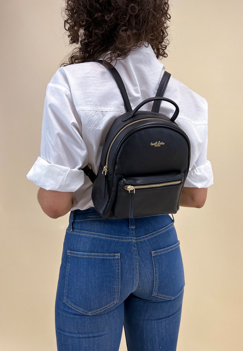 Gusti Leder WENDY - Rucksack - schwarz/black - Zalando.ie
