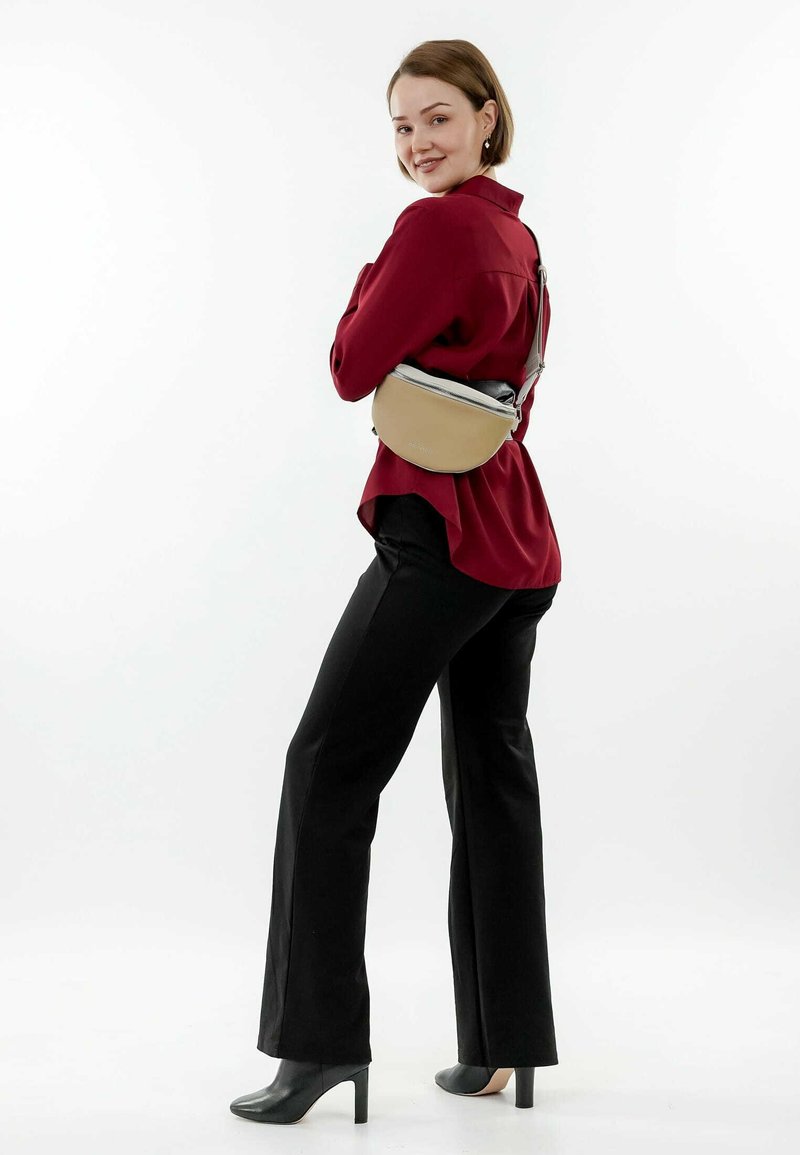 Emily & Noah Ülerinna-kott - sand/liivakarva - Zalando.ee