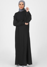 Modanisa CREW NECK-MODEST-REFKA BASIC - Maxikleid - black/schwarz ...