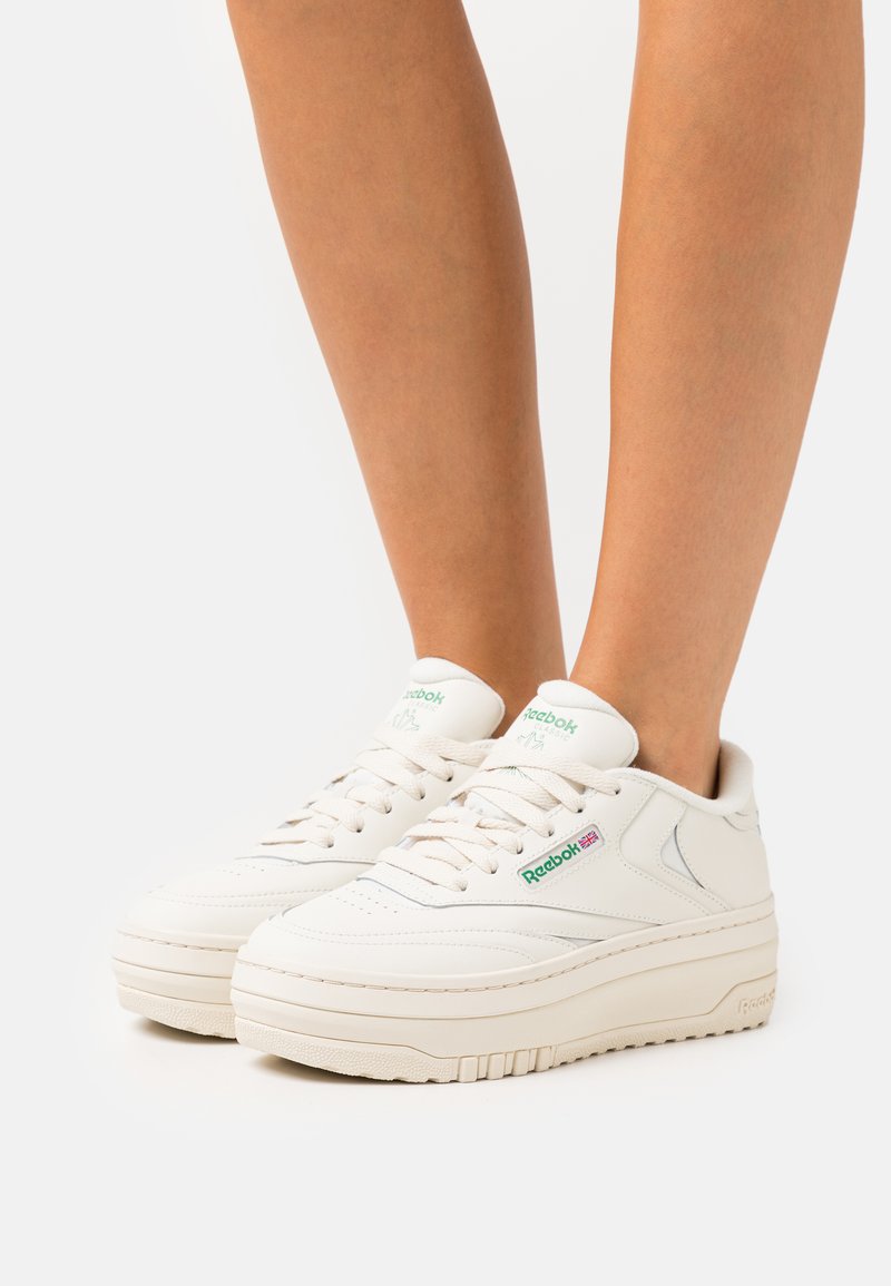 Reebok Classic CLUB EXTRA - Sneakers laag - chalk/glen green/crème - Zalando.be