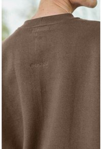 HERMAN&CO UNISEX CREW NECK SWEATSHIRT - Sweatshirt - brown - Zalando.co.uk