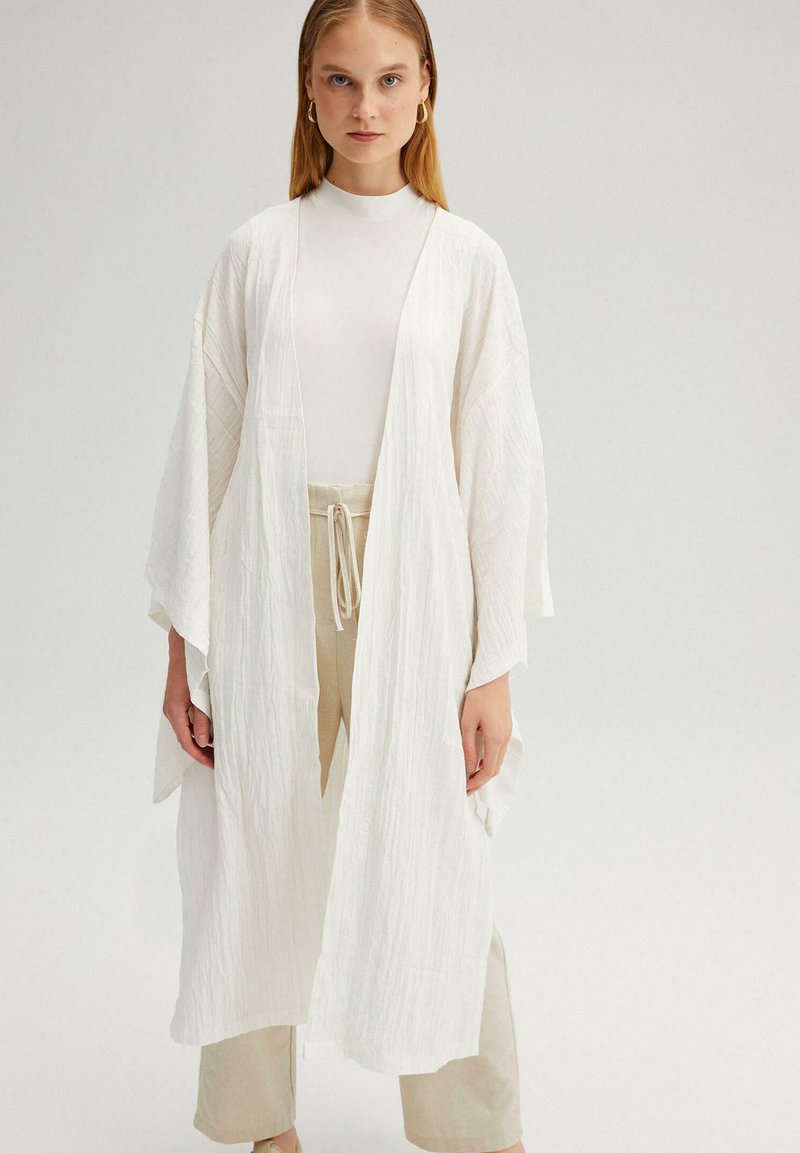 Touché Privé SLEEVE DETAILED LONG - Summer jacket - white - Zalando.ie