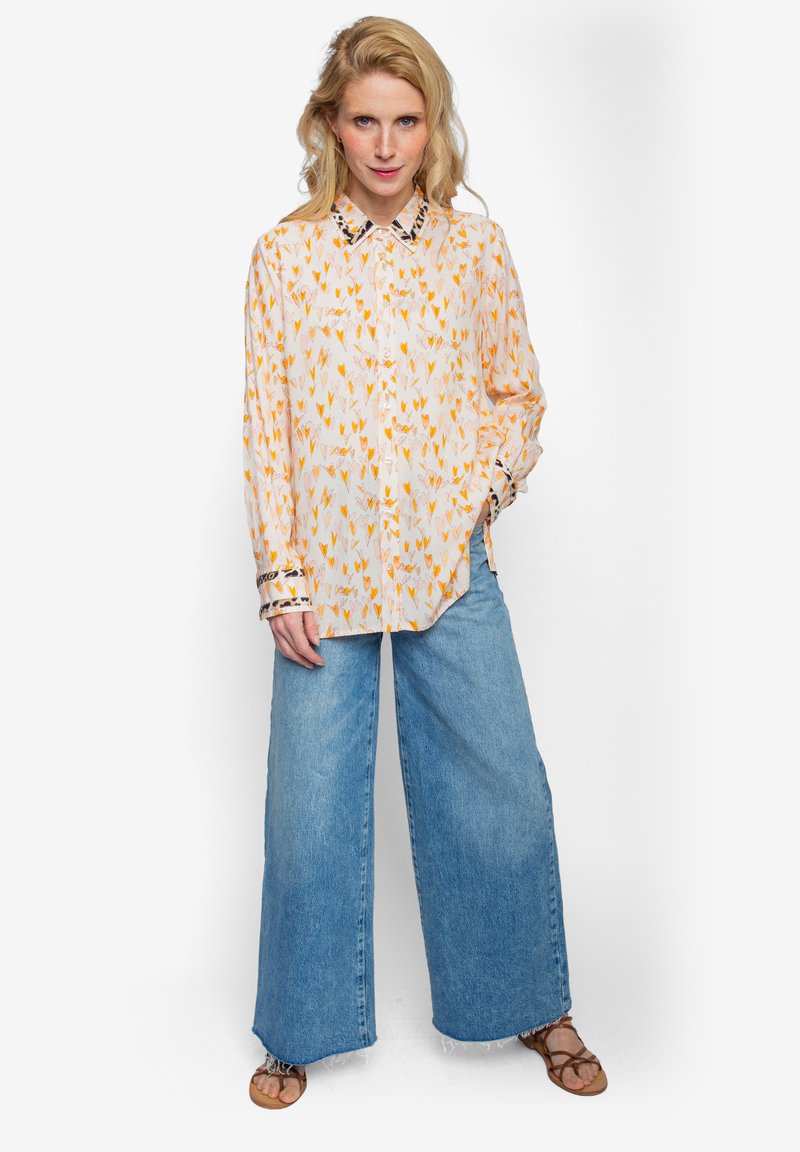 Emily van den Bergh Hemdbluse - orange/rose hearts/orange - Zalando
