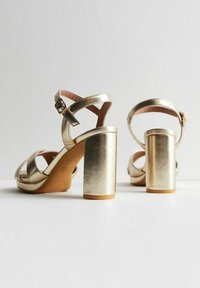 New Look Wide Fit WIDE FIT CROSS OVER BLOCK - Sandales à plateforme ...