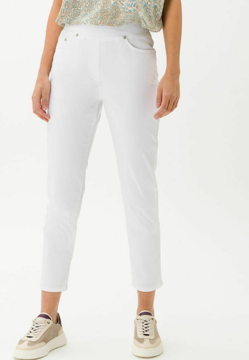 BRAX STYLE PAMINA 6 8 - Jeans Slim Fit - white/weiß - Zalando.at