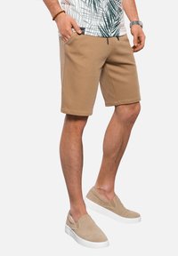 Ombre Shorts - light brown/lichtbruin - Zalando.nl