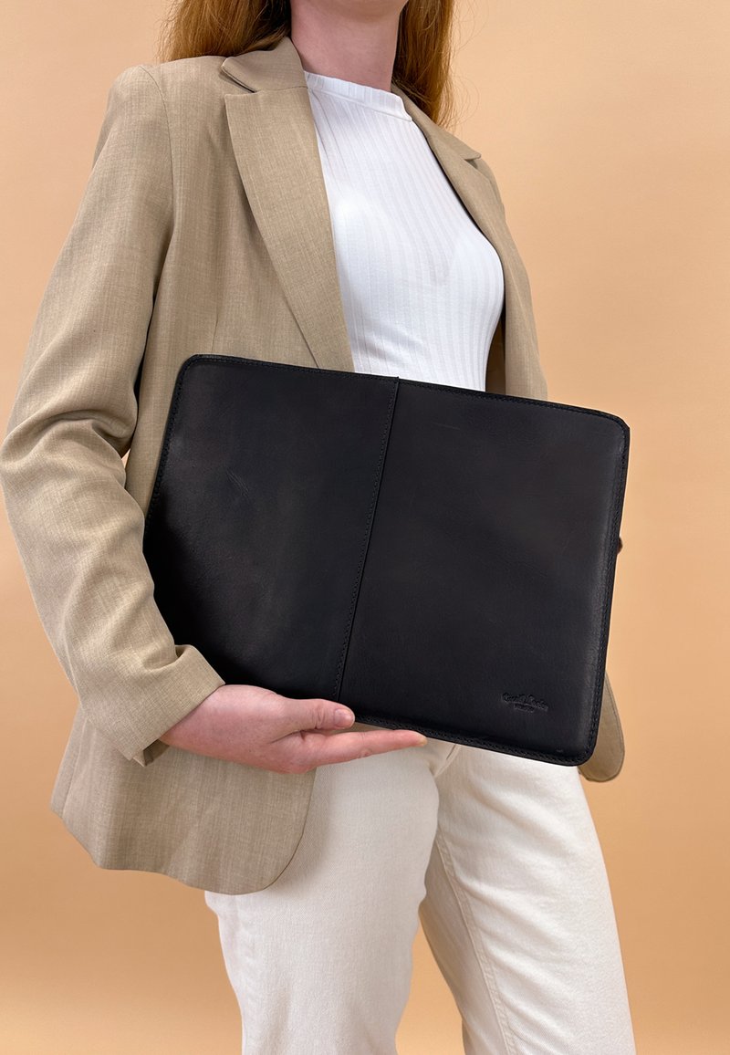 Gusti Leder LUKE UNISEX - Torba na laptopa/czarny - Zalando.pl