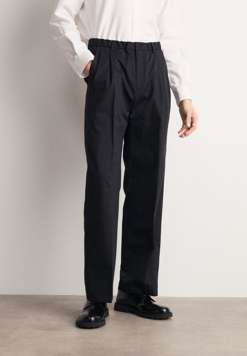 Calvin Klein MODERN PANTS - Trousers - black - Zalando