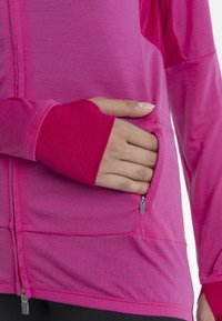 icebreaker MERINO ZONEKNITZIP - Sweatjacke - BRIGHT PINK/neonpink - Zalando