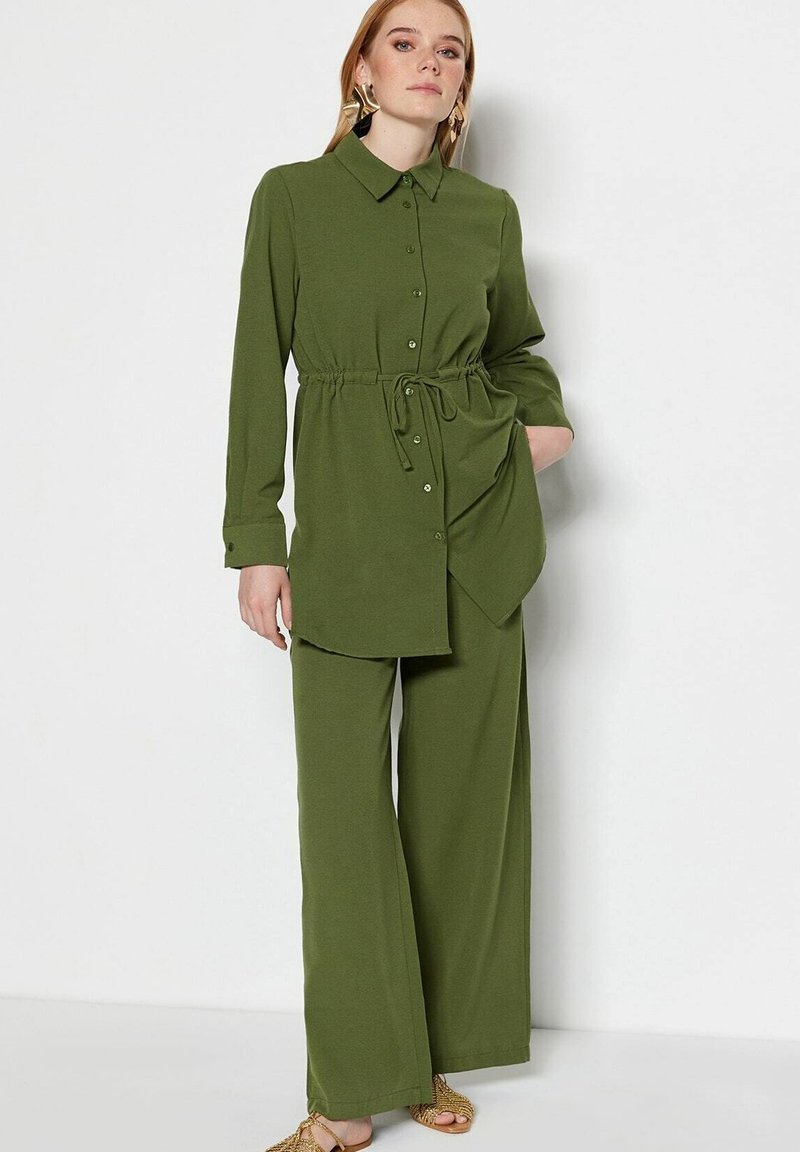 Trendyol Modest MODEST TWO PIECE SET - Nohavice - green/zelená - Zalando.sk