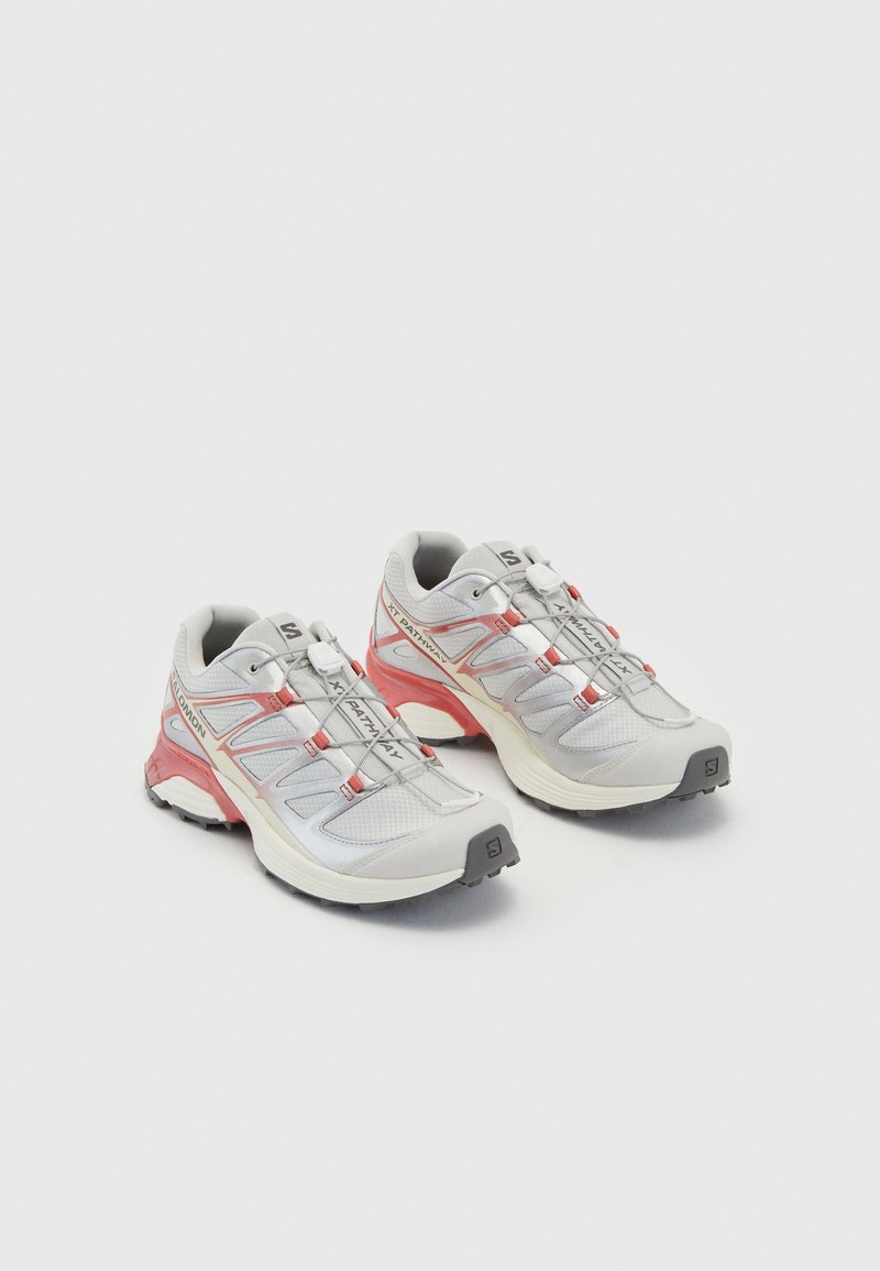 Salomon XT-PATHWAY UNISEX - Sneaker low - light grey/beige/hellgrau ...