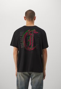 Just Cavalli DOUBLE LEOPARD - T-shirt print - black/zwart - Zalando.nl