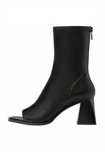 Stradivarius WITH TOE DETAIL - Spuntate - black/nero - Zalando.it