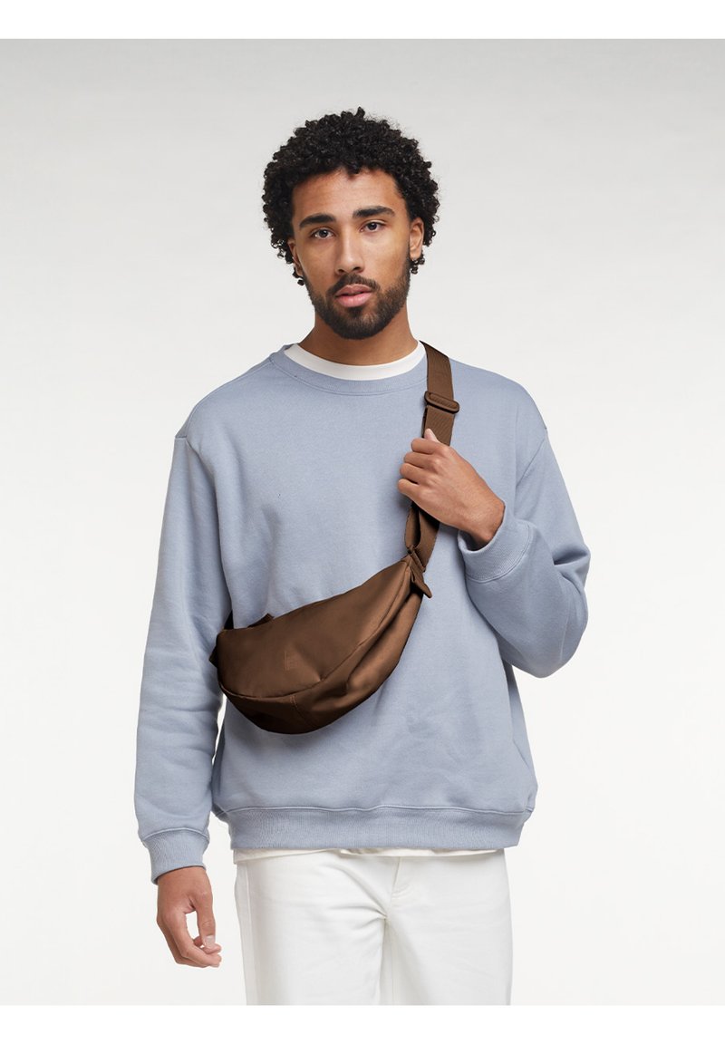 GOT BAG MOON BAG SMALL - Across body bag - trench/brown - Zalando