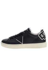 Guess PARMA LOGO - Sneakers - black/svart - Zalando.se