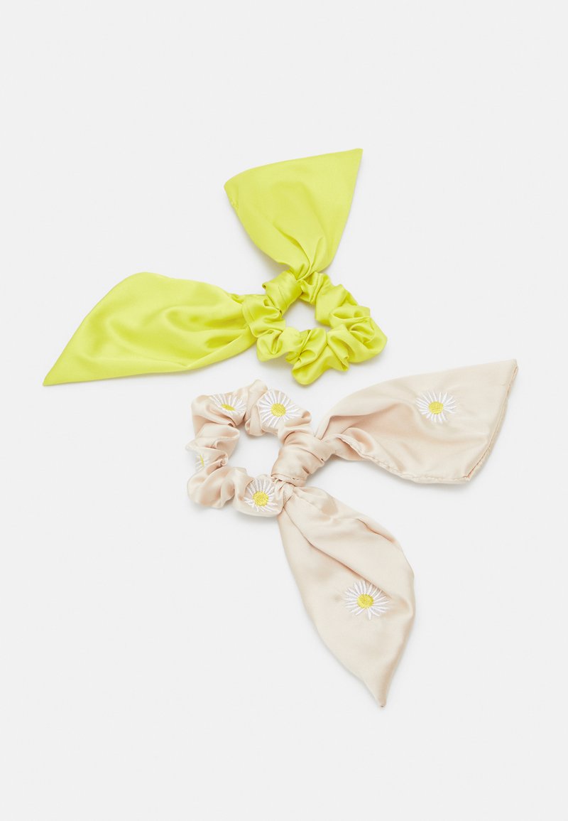 Pieces PCCAISY BOW SCRUNCHIE 2 PACK - Accessoires cheveux - cloud cream/white/écru - ZALANDO.FR