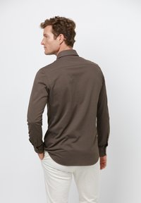 PROFUOMO JAPANESE FABRIC - Chemise - brown/marron - ZALANDO.FR