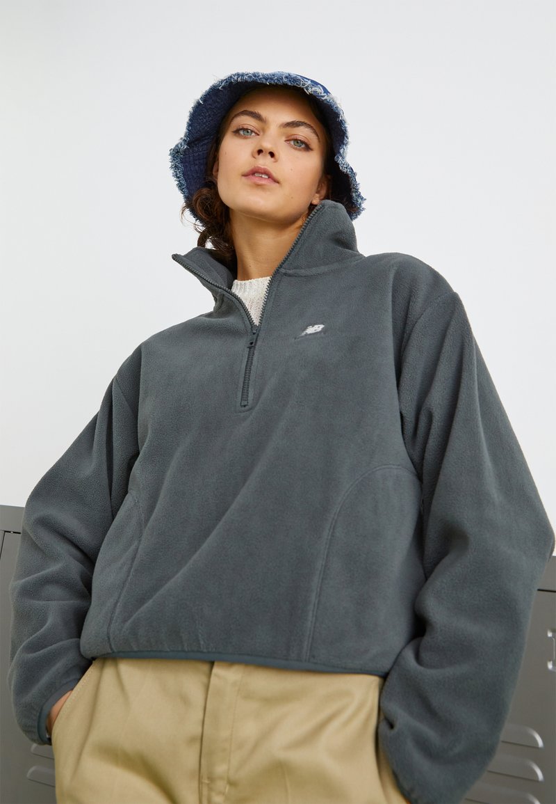 New Balance ATHLETICS - Fleece jumper - black - Zalando.ie