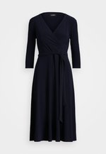 Lauren Ralph Lauren CARLYNA 3/4 SLEEVE DAY DRESS - Jerseykleid - lighthouse navy/blau - Zalando.ch