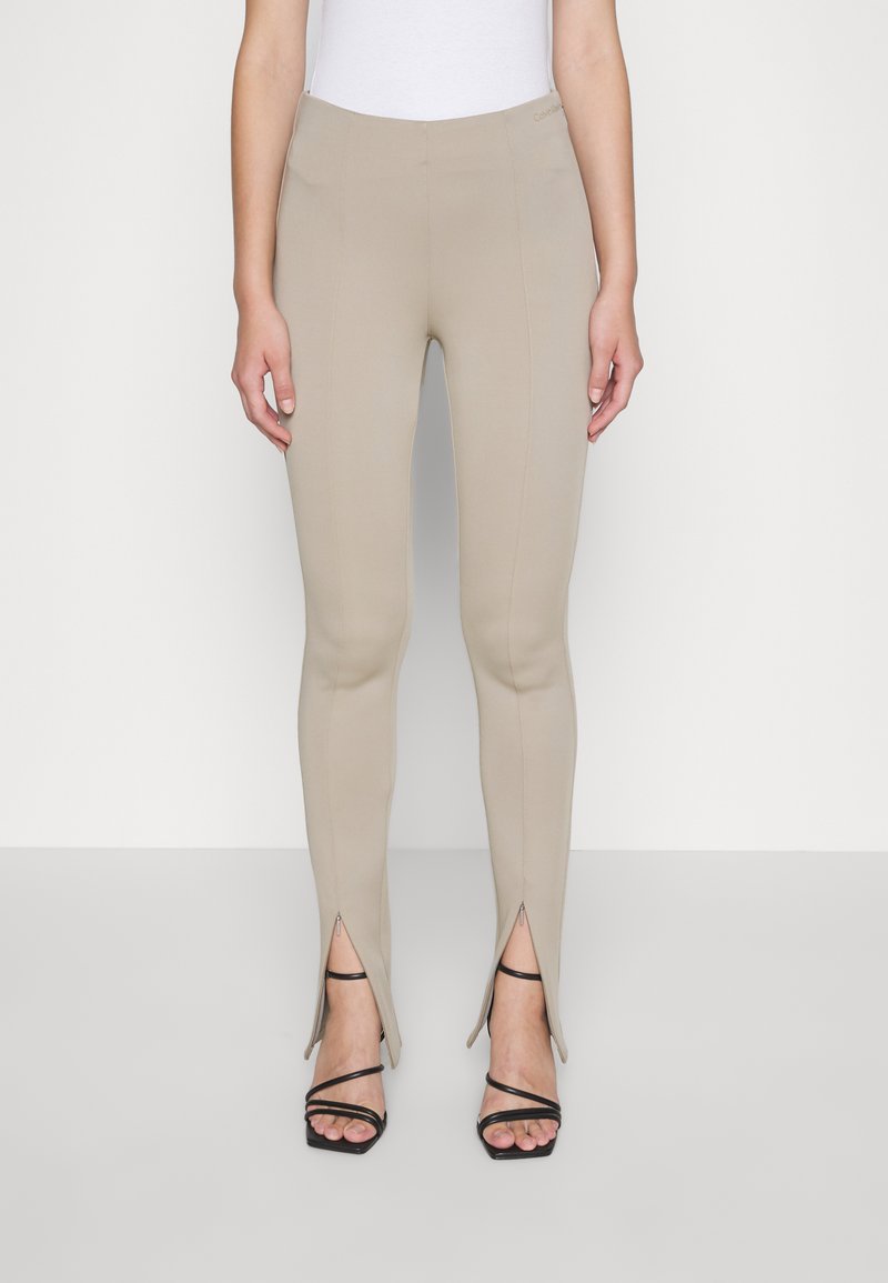 Calvin Klein TECHNICAL SPLIT - Leggings - seneca rock/piedra - Zalando.es
