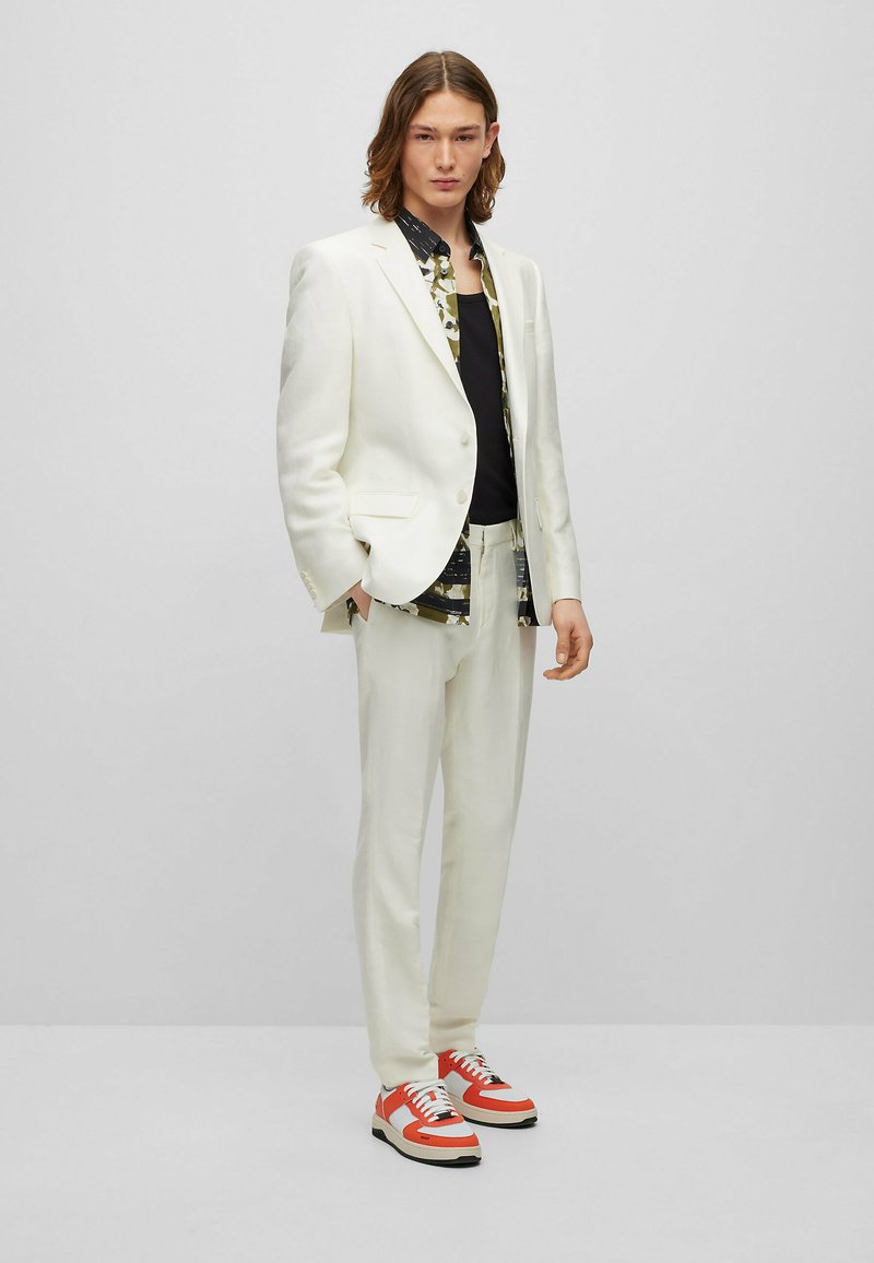 HUGO HENRY GETLIN - Suit - white - Zalando