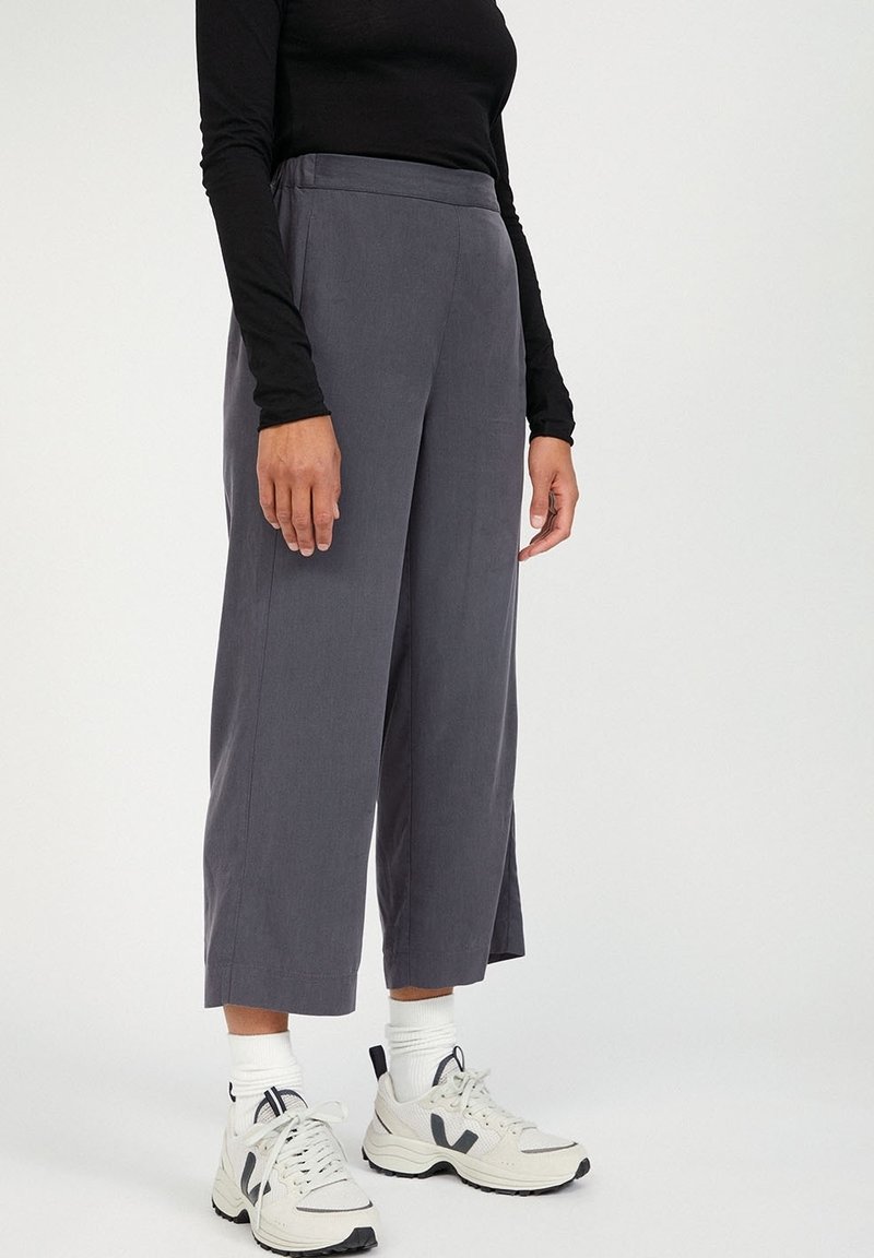 ARMEDANGELS Bukser - anthracite/antracit - (Pre-owned) - Zalando.dk