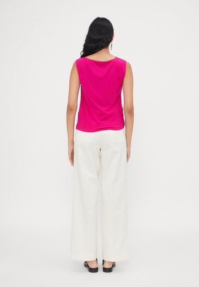 WEEKEND MaxMara BANJO - Top - fuxia/pink - Zalando.co.uk