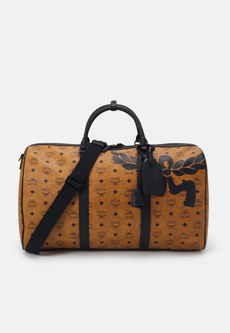 MCM OTTOMAR MEGA LAUREL UNISEX - Cestovní taška - cognac/koňaková ...