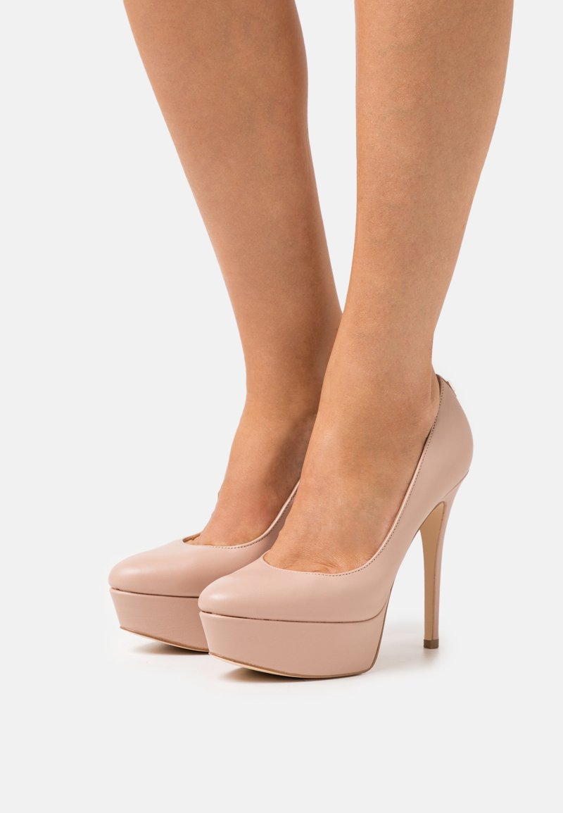 Guess Decolleté - light pink/rosa - (Second hand) - Zalando.it