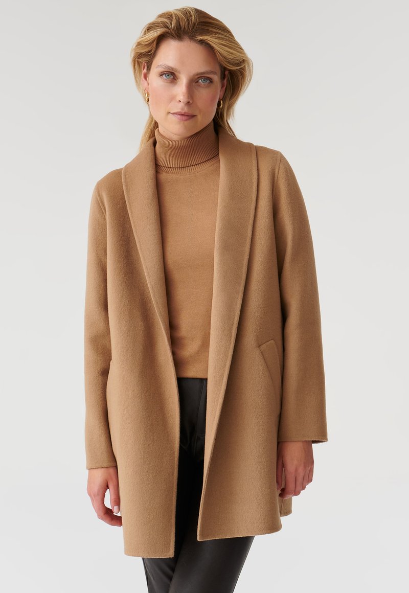 TATUUM MOZA - Klasikinis paltas - beige camel/kupranugario kailis - Zalando.lt