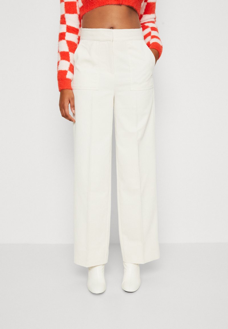 Aware by Vero Moda VMDEAR STRAIGHT PANTS - Trousers - birch/off-white ...