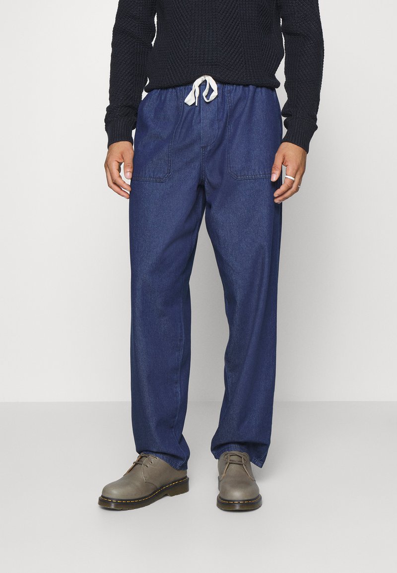 Redefined Rebel DAYTON PANTS - Jeans Relaxed Fit - dark blue/dunkelblau ...