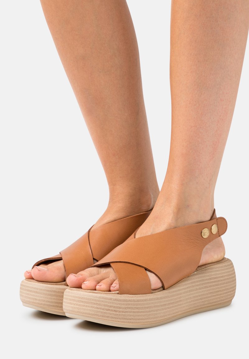 Inuovo Platform sandals - coconut ccn/ochre - Zalando