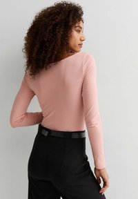New Look SWEETHEART NECK - Långärmad tröja - pink/ljusrosa - Zalando.se