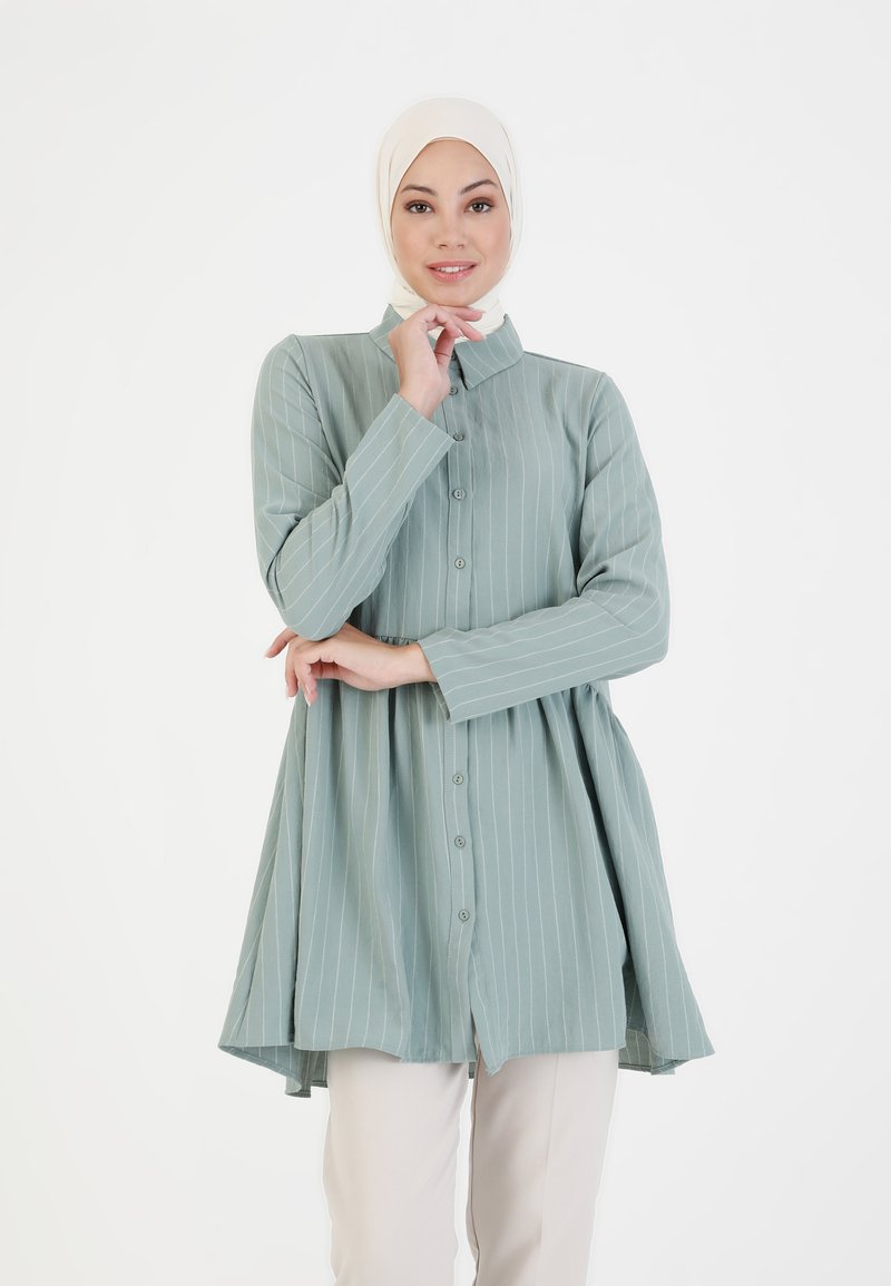 Modanisa SKIRT TUNIC - Hemdbluse - green almond/hellgrau - Zalando.de