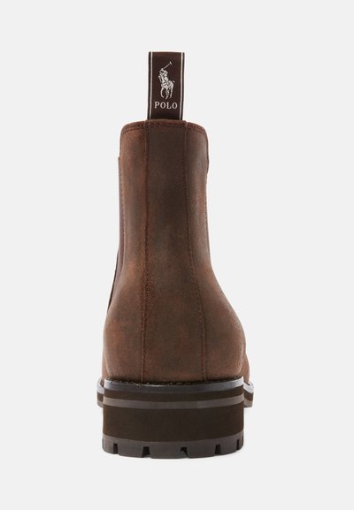 Polo Ralph Lauren BRYSON WAXED SUEDE CHELSEA BOOT - Classic ankle boots ...