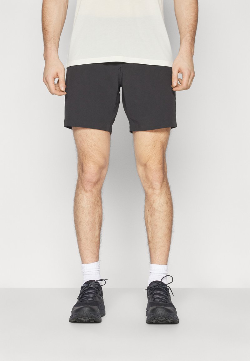 Peak Performance VISLIGHT LIGHT - Outdoor shorts - offblack/black ...