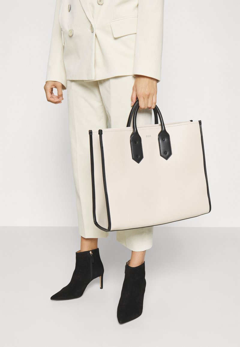 BOSS SANDY TOTE - Tote bag - open white/off-white - Zalando.co.uk