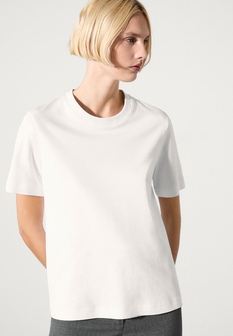 Massimo Dutti AUS PREMIUM - Basic T-shirt - white - Zalando.co.uk