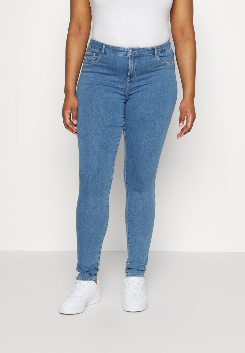 ONLY Carmakoma CARTHUNDER - Blugi skinny fit - medium blue denim/denim ...