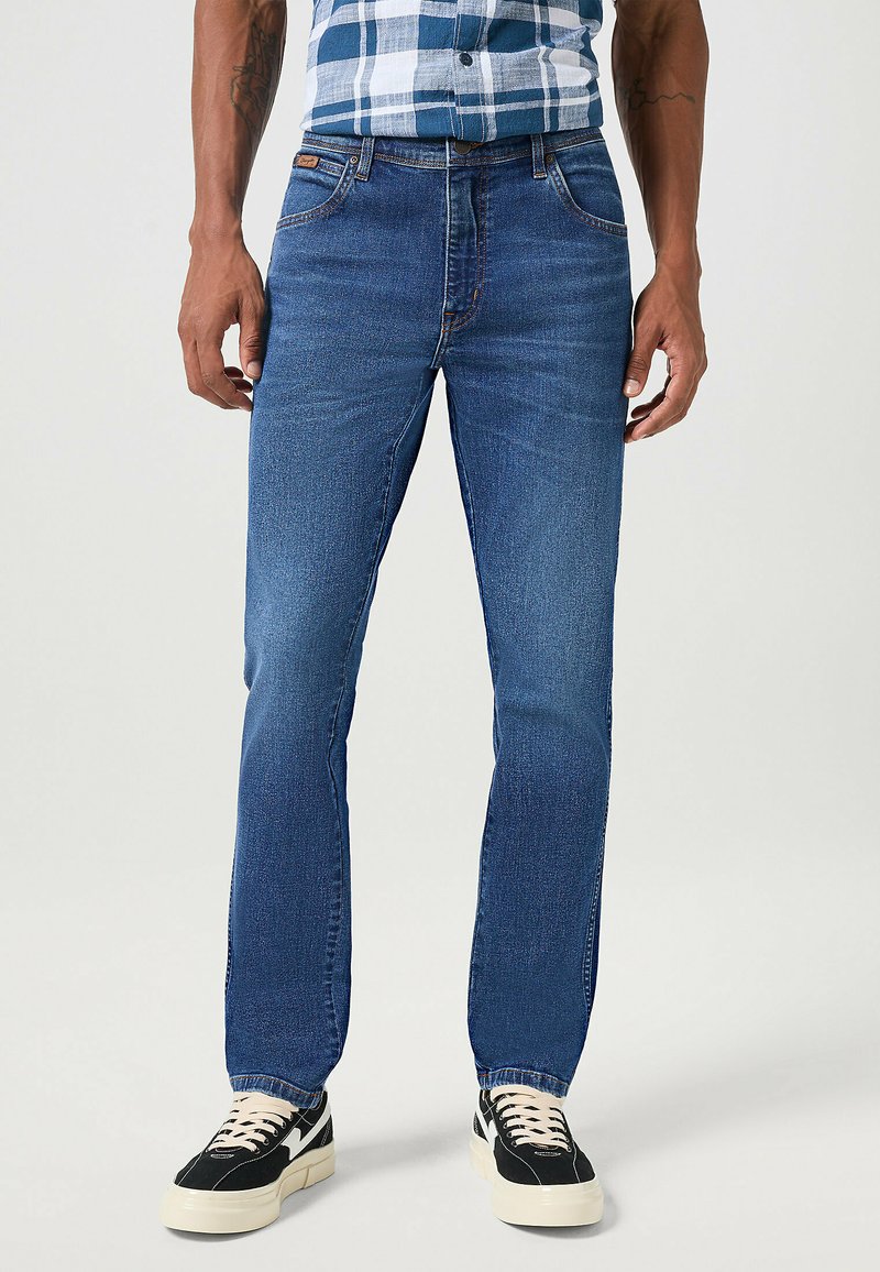 Wrangler TEXAS - Jeans slim fit - harvey/blå denim - Zalando.se