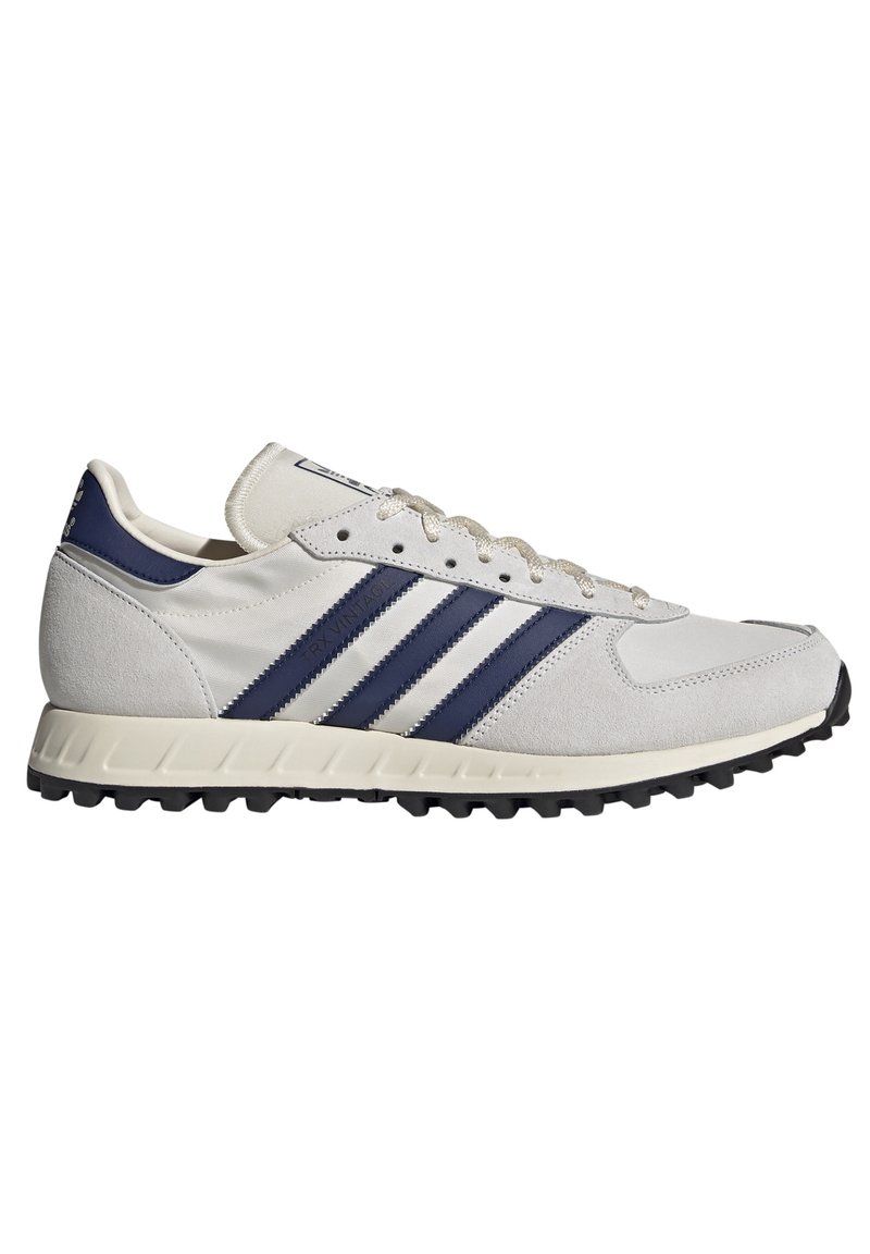 adidas Originals ADIDAS TRX VINTAGE - Trainers - chalk white/core black ...