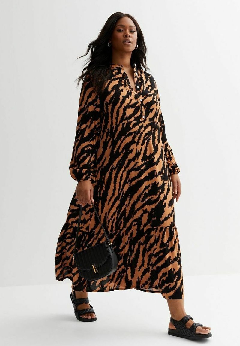 New Look Curves CURVES TIGER PRINT PUFF SLEEVE BUTTON FRONT - Vestido ...