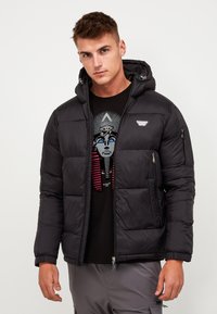 Alessandro Zavetti NEVORI PUFFER JACKET - Winterjacke - jet black ...