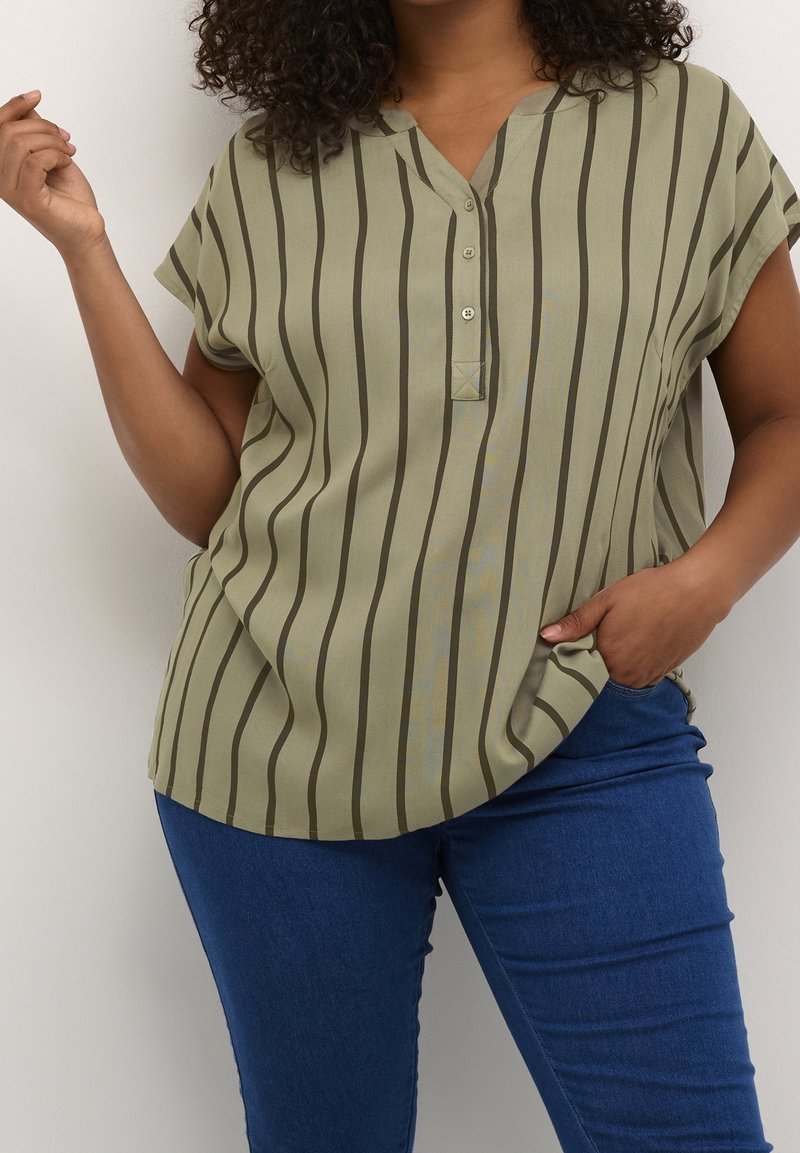 Kaffe Curve Blouse - green - (Pre-owned) - Zalando