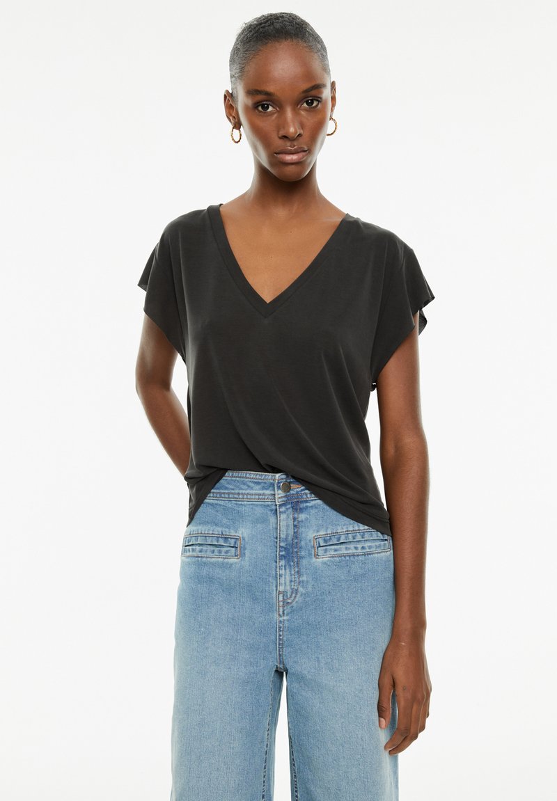 System Action Basic T-shirt - black - Zalando.ie