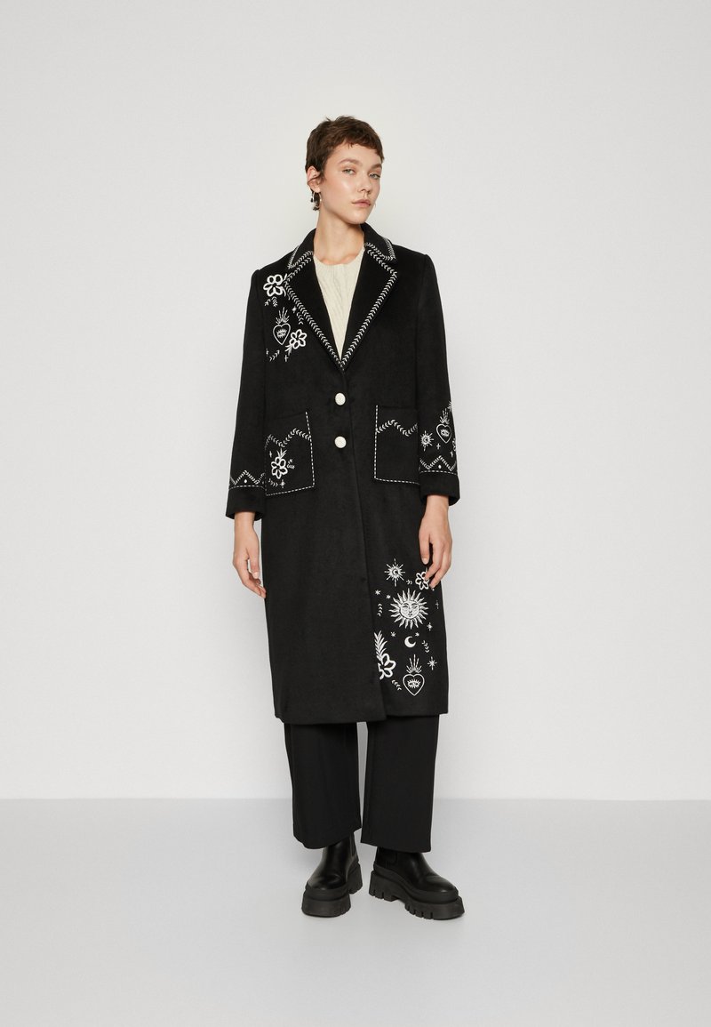 Never Fully Dressed EMBROIDERED GENEVA COAT - Manteau classique - black ...