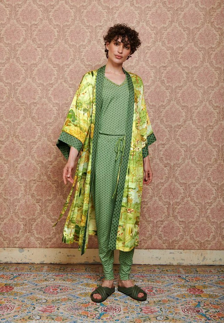Pip Studio NOELLE MET BLOEMENPRINT TOSCANA - Dressing gown - green ...