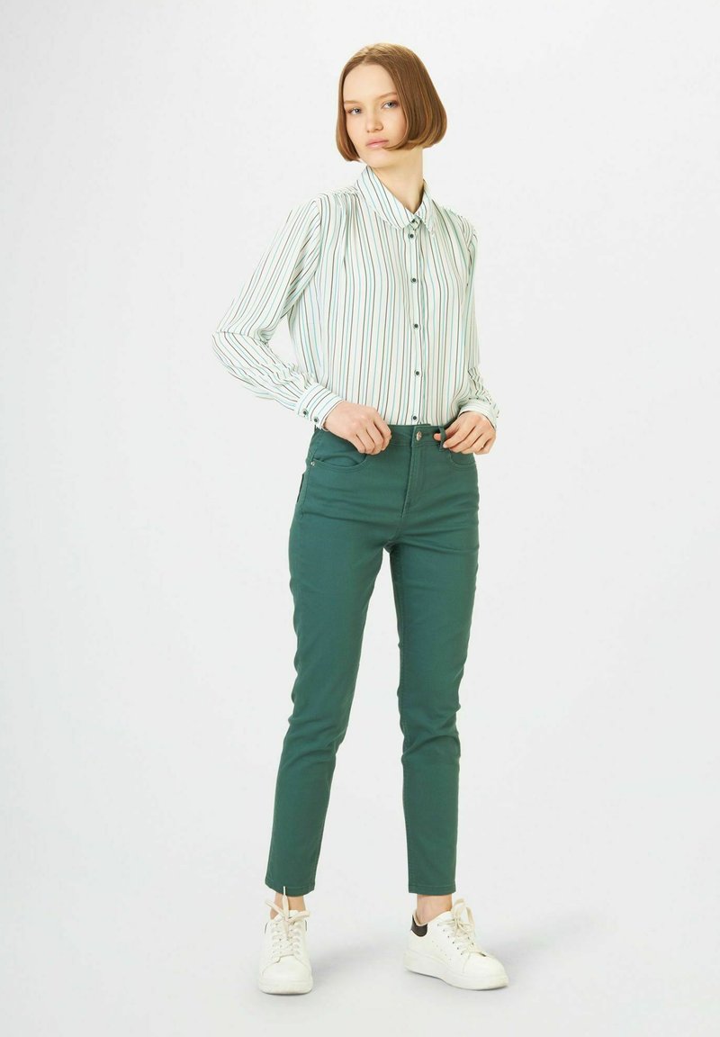 Conbipel Jeans Slim Fit - verde giada/grün - Zalando.at